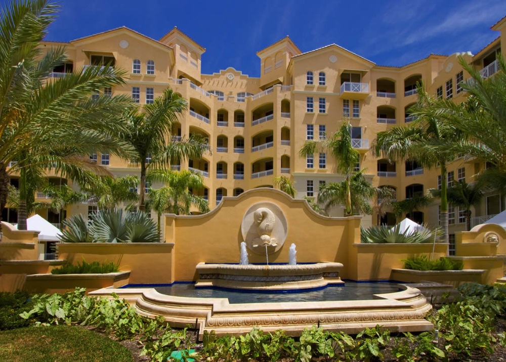 Alaqua Aventura - Condos for sale and rent