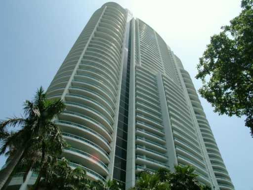 Santa Maria Brickell - Condos for sale and rent