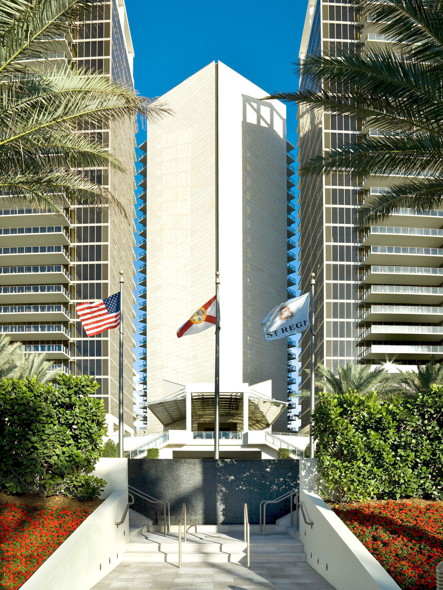 St Regis Bal Harbour — Royal Residences in Miami